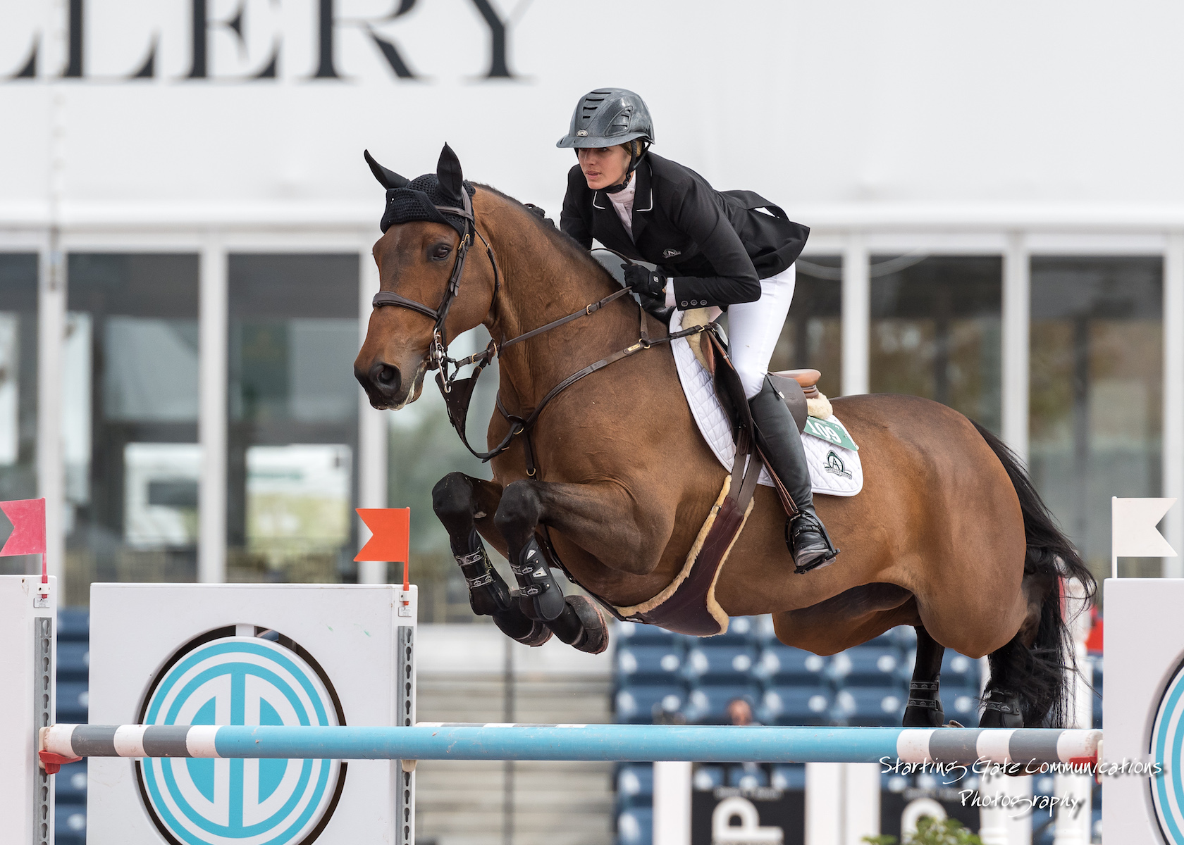 Tiffany Foster and Victor Victorious in $86,000 CSI5* 1.50m Suncast Classic